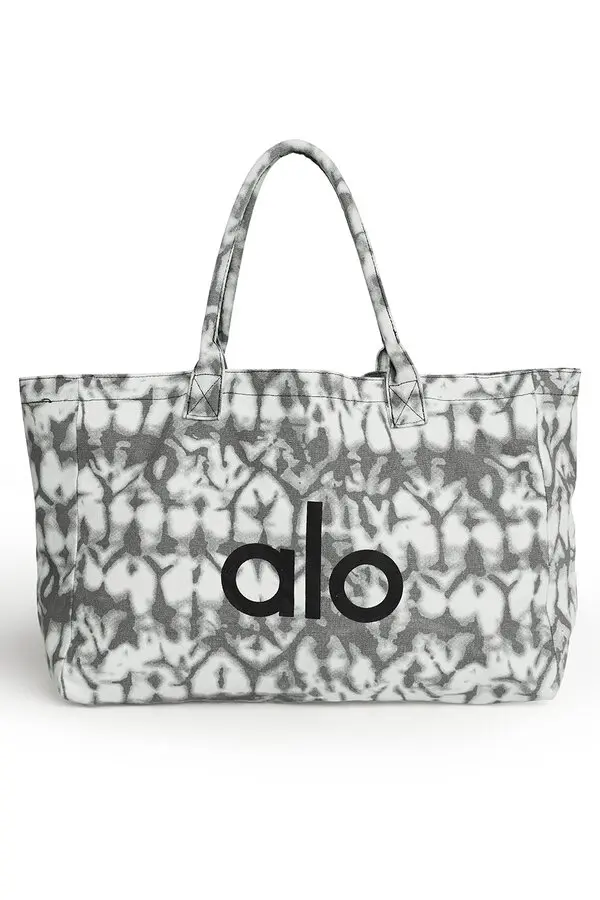 Alo Yoga Iconic Shopper Tote Bag - Grey Tiedye | Editorialist